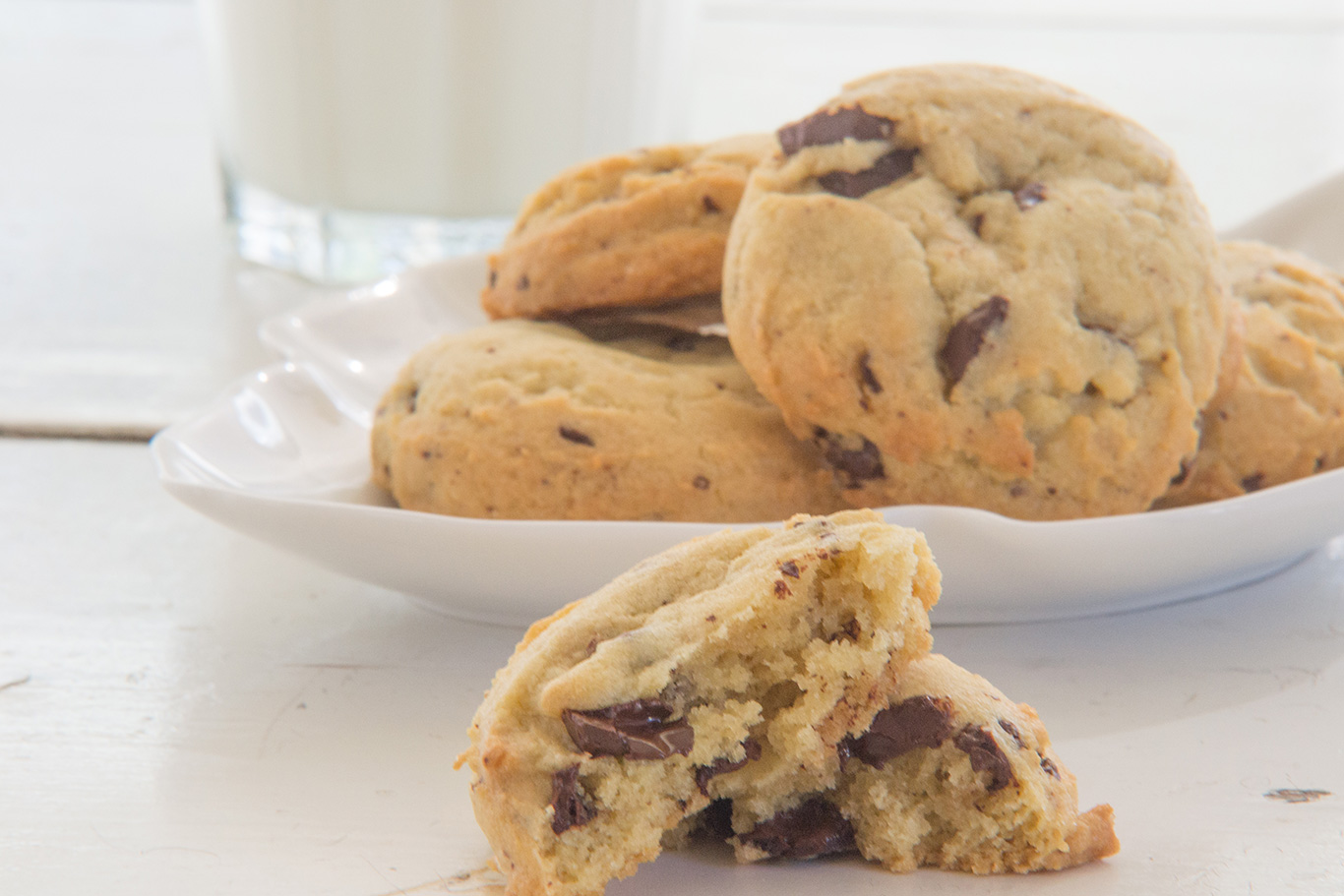 Soft Chewy Chocolate Chunk Cookies - Chateau Elma
